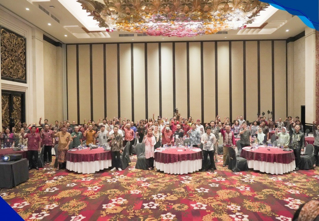 Kegiatan Sosialisasi SP4N-LAPOR! Dan FGD Strategi Keberlanjutan ... Kegiatan Sosialisasi SP4N-LAPOR! Dan FGD Strategi Keberlanjutan ...