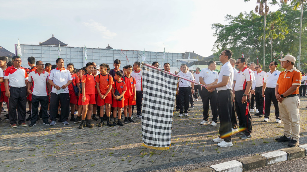 Jalan Santai Serangkaian HUT Ibu Kota Mangupura | Kab Badung