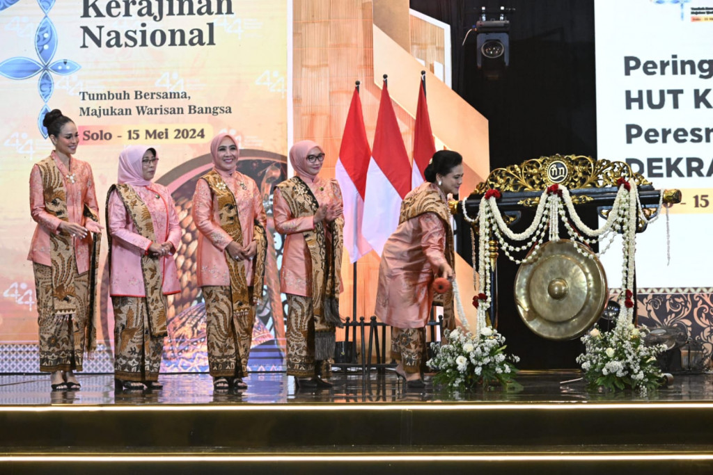 Upaya Melestarikan Kerajinan Lokal Sebagai Warisan Budaya Ketua ...