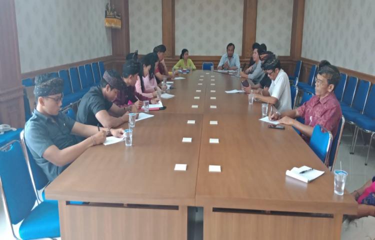 Pelatihan Sarana Prasarana Gedung Kantor Dinas Komunikasi dan ...